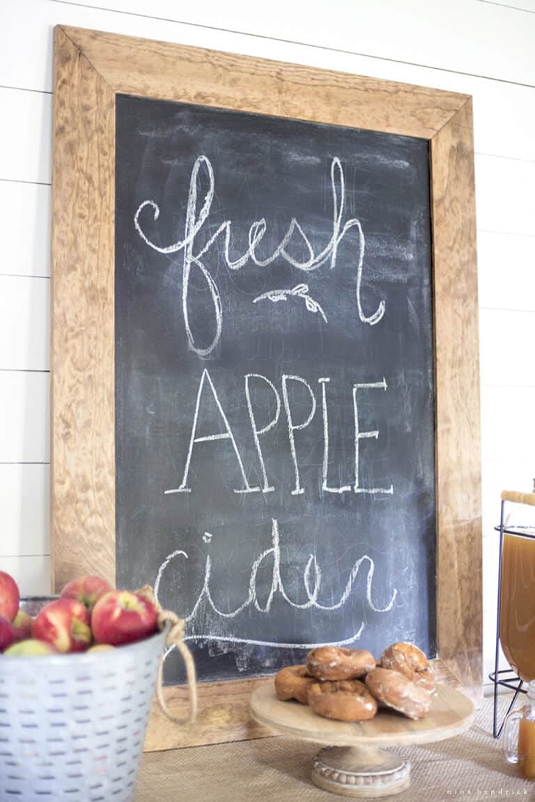 Apple Cider Bar: Host a Festive Celebration of Fall