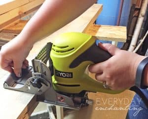 Picnic Table to DIY Cottage Dining Table Tutorial