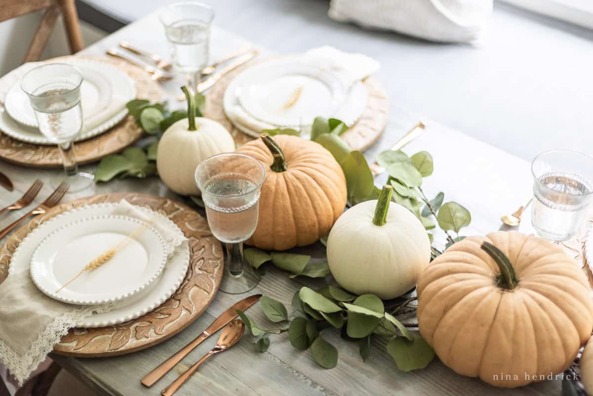 Fall Table Decor Ideas: 5 Tablescape to Inspire You for Autumn