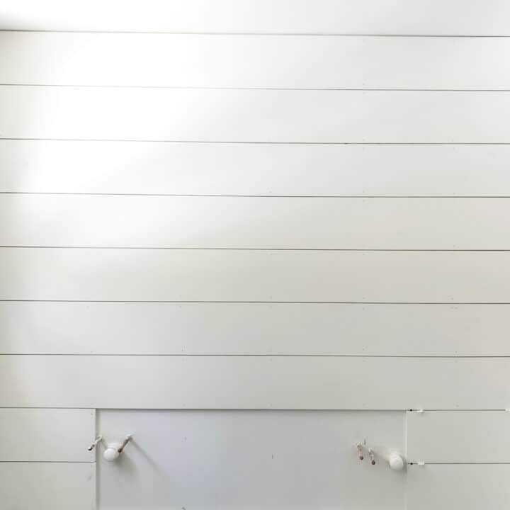 ECHON X Finished White PVC Shiplap Wall Plank In The Wall , 55% OFF